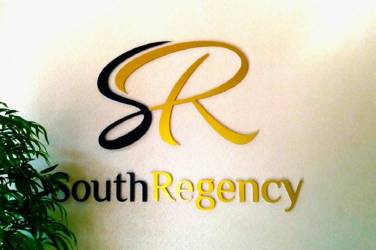 ACRYLIC SIGN BOARD – Signfactory